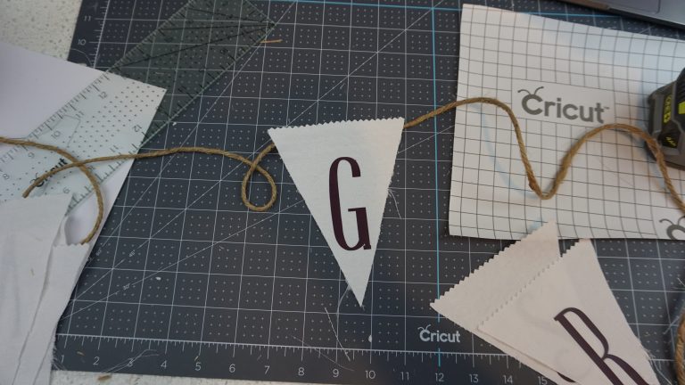 DIY Spring Rag Banner • Holly Grace