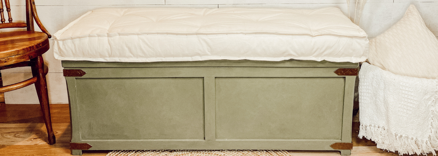 From Chest to Bench - DecoArt Suede Makeover • Holly Grace