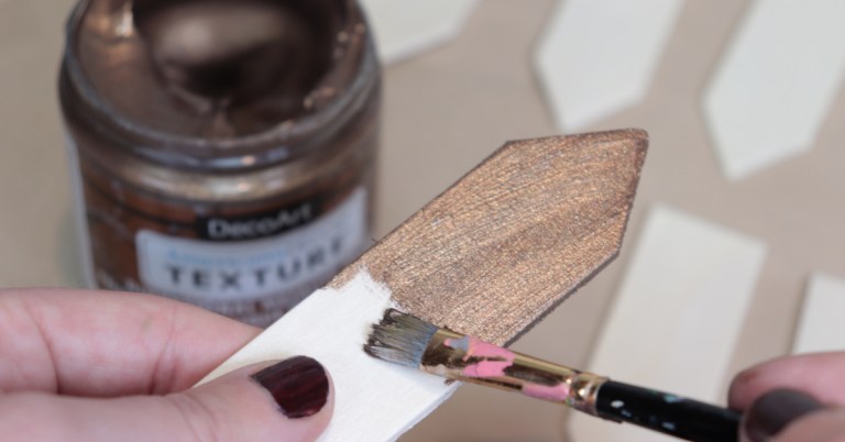 From Chest to Bench - DecoArt Suede Makeover • Holly Grace